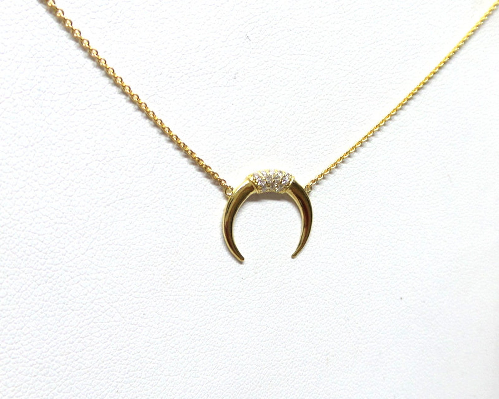 Horn Necklace / 14k Gold Horn Necklace With Diamonds / Solid - Etsy