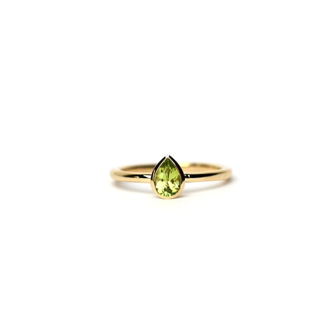 Pear Shape Peridot Ring 0.25ct / 14k Gold Peridot Engagement Ring ...