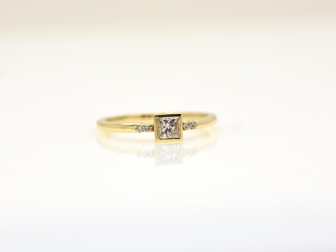 Princess Cut Bezel Set Diamond Ring / Diamond Engagement Ring 0.32 ...