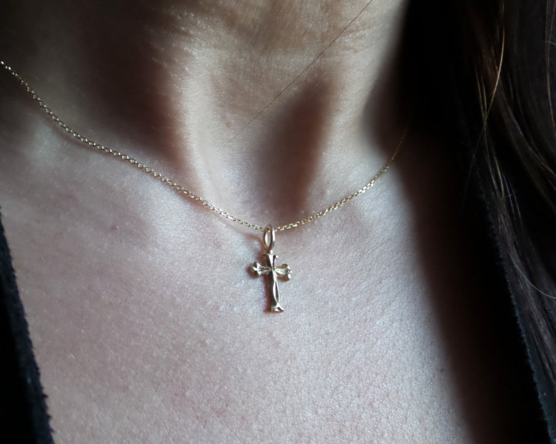 Gold Cross Necklace / 14k Gold Small Cross Pendant / Solid | Etsy
