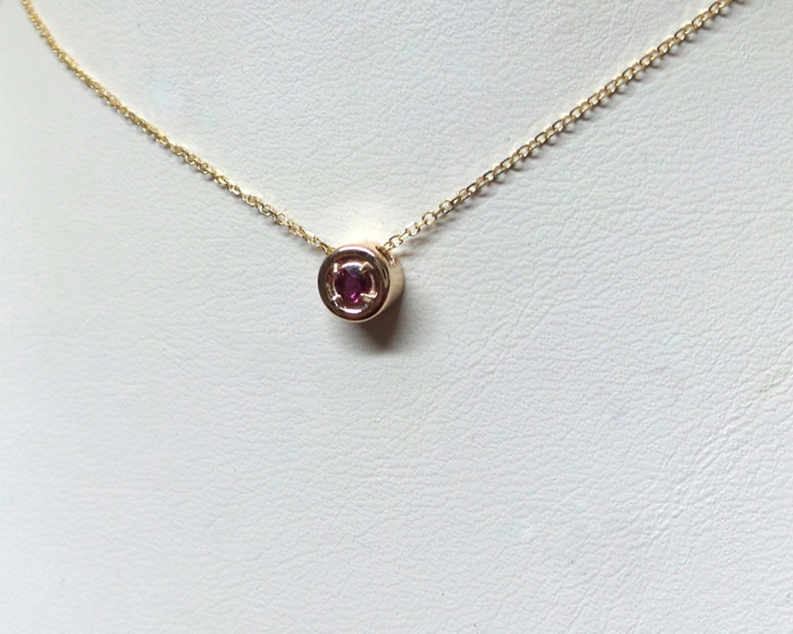 Ruby Necklace / 14k Gold Ruby Necklace / Minimalist Ruby - Etsy