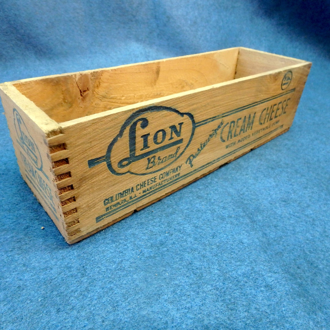 Vintage Wooden Cream Cheese Box, Lion Brand, Box Joint Corners Columbia ...