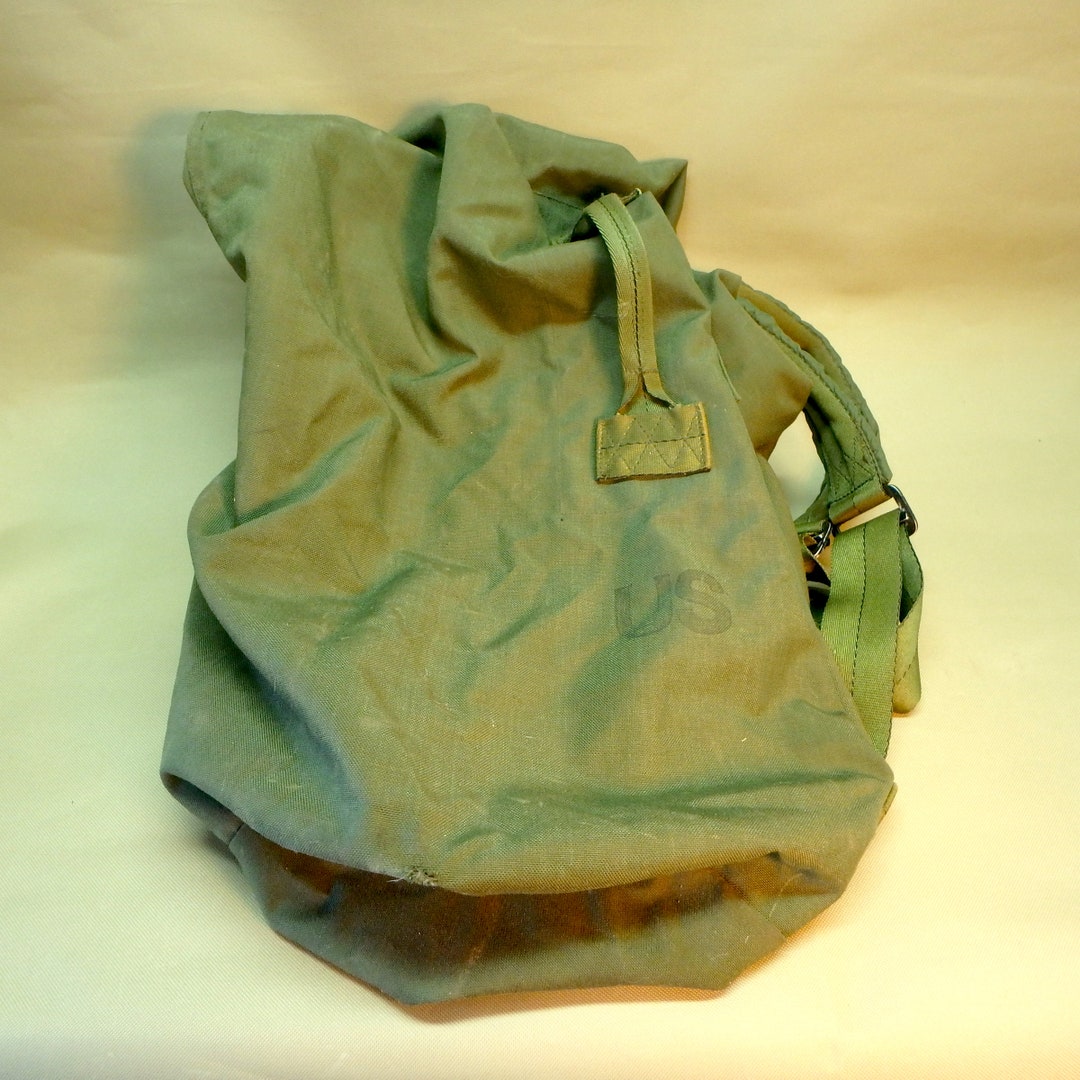US Army Military Duffle Bag Pack / Back Pack - Olive Drab Green - Nylon ...