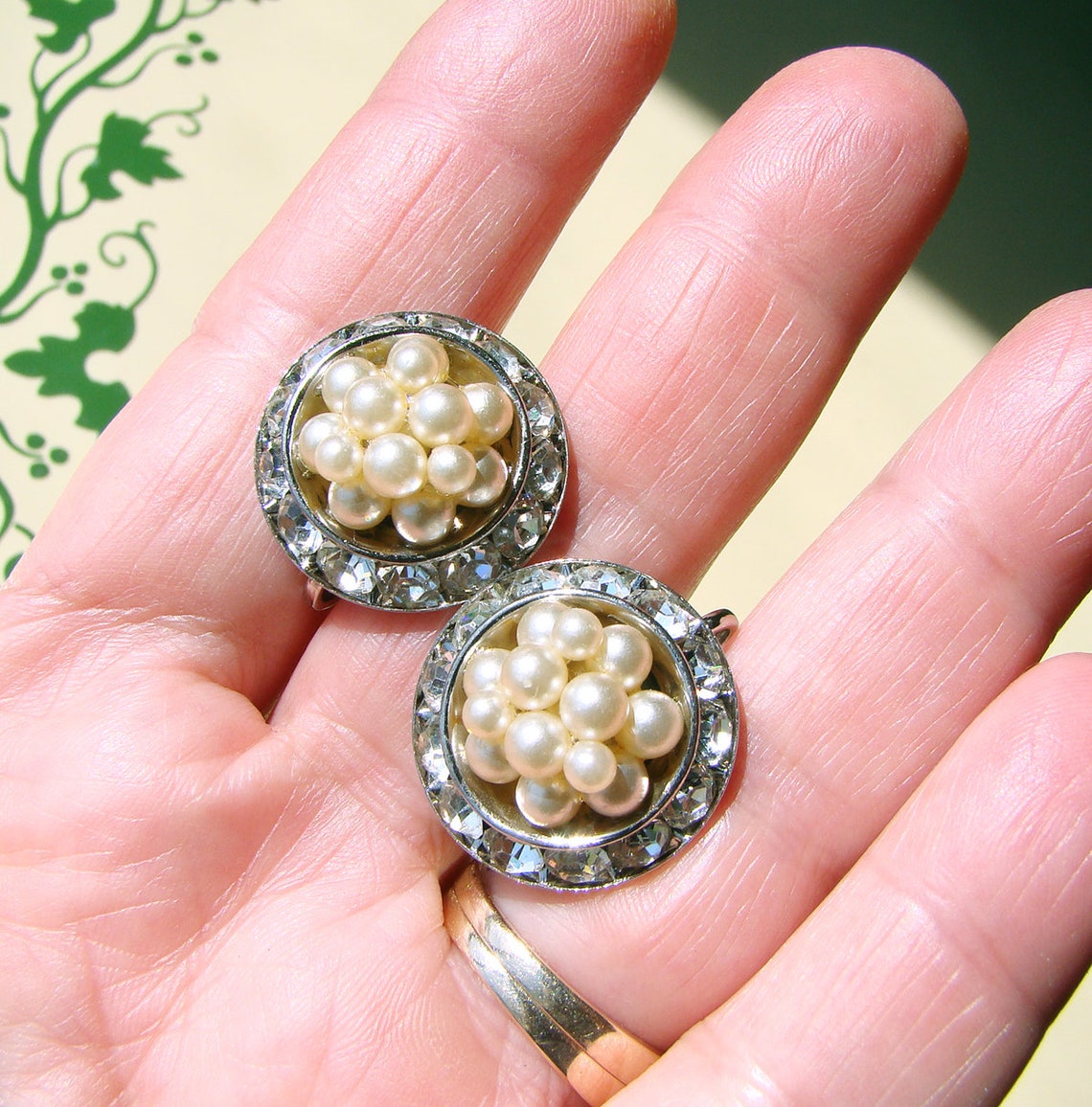 Vintage Coro Pearl Cluster Channel Set Rhinestone Screw Back - Etsy