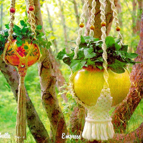 Macramé Plus 1970s Macrame Plant Hanger Pattern Book 70s - Etsy