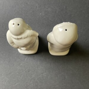 Vintage Inuit Alaska Salt Pepper White Souvenir Ceramic Shakers - Etsy