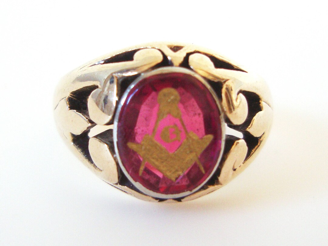 Masonic Master Mason 14K Pierced Gold Ring With Gold Inlay Ruby Glass ...