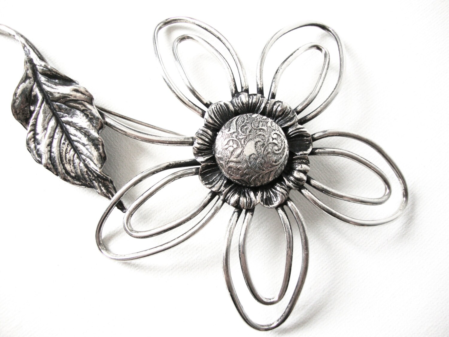 Joseff Hollywood Grand Daisy Brooch - Etsy