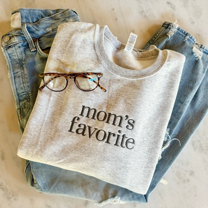 Moms Favorite Tshirt - Etsy