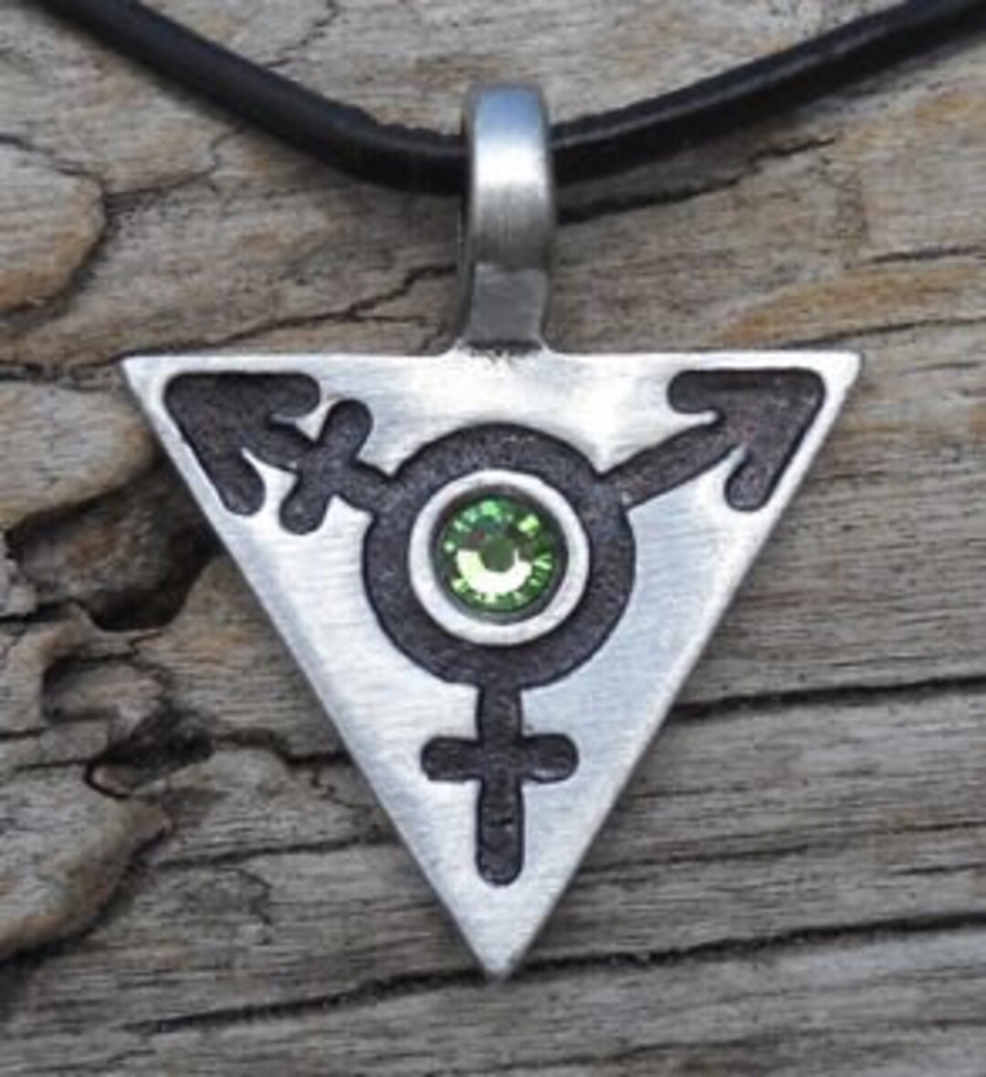 Zinn Transgender LGBT Gay-Pride-Dreieck-Anhänger mit Swarovski Kristall ...