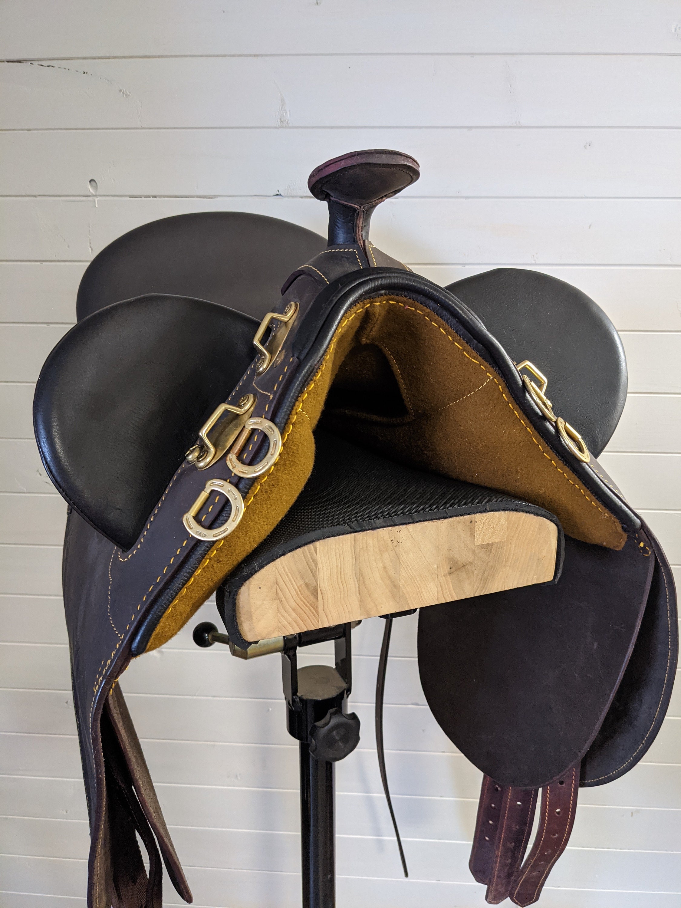 Brumby Australian Saddle, Australian Saddle, Pleasure Saddle, Trail ...