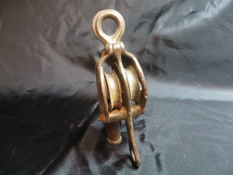 Mystery Factory (1905 Vintage Cast Iron Pulley BLOCK & TACKLE Hoist ...