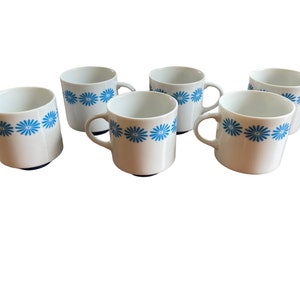 RARE Vintage Luncheon Plates Snack Sets With Cups, Flower Power Daisy ...