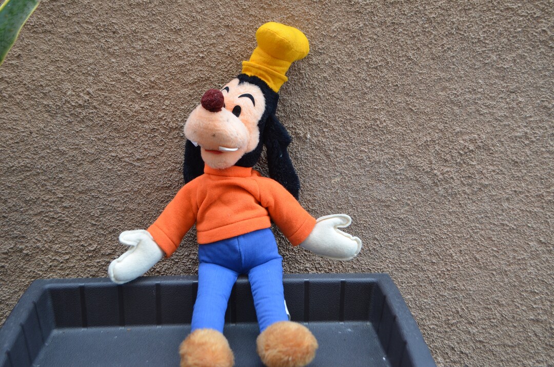 Vintage 1960s 1970s Goofy 20 Plush Doll - Etsy