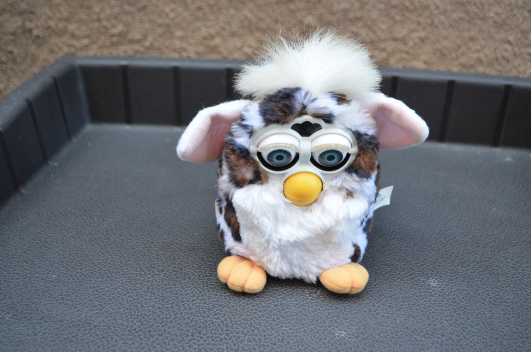 1998 Tiger Electronics Vintage Snow Leopard Furby With White Hair and ...
