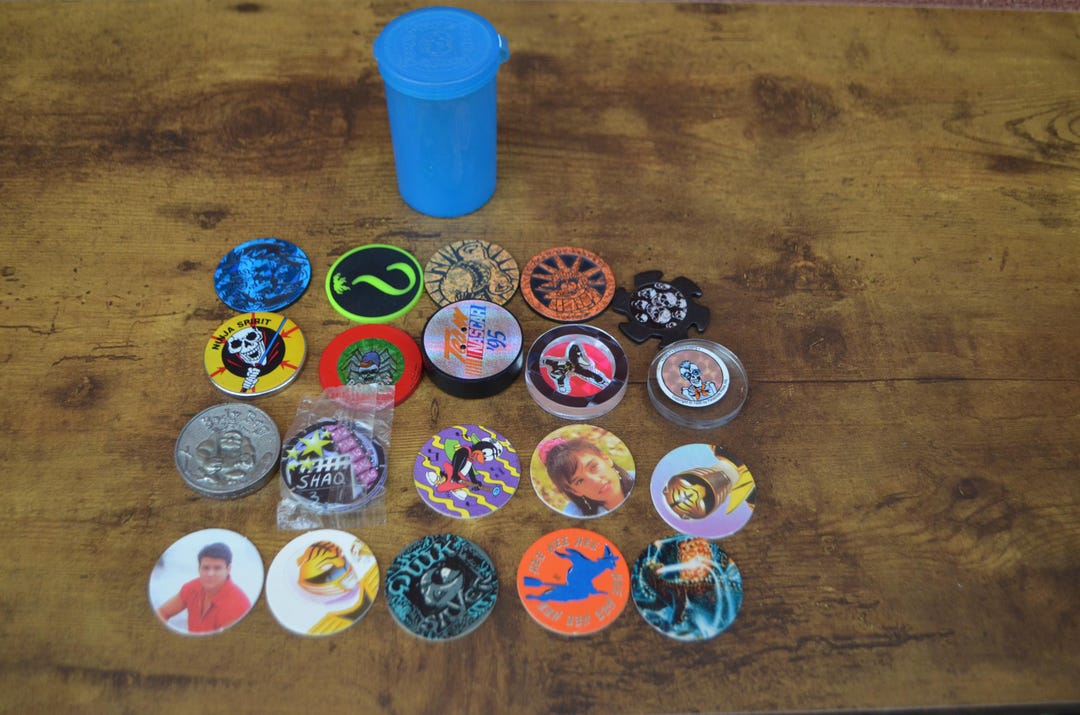 Pogs and Slammer Lot 1990's Powerrangers, Goosebumps, Kid Cuisine, Shaq ...