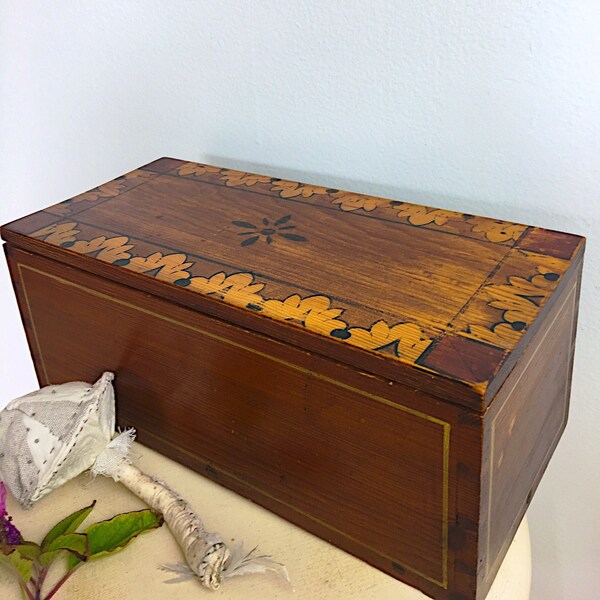 Folk Painted Box - Etsy