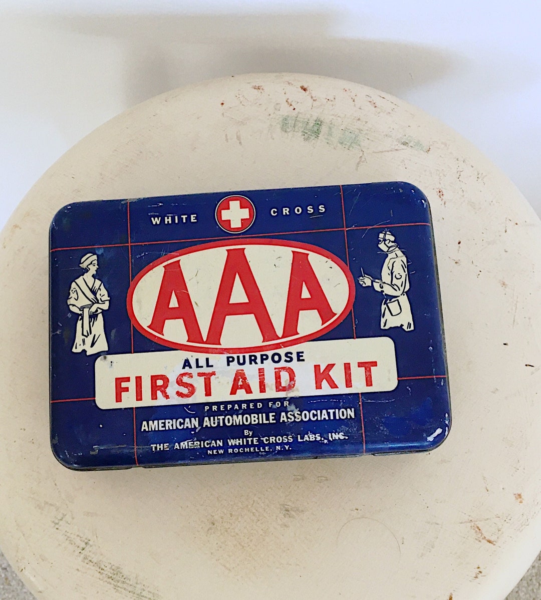 Vintage White Cross First Aid Kit Tin, AAA Automobile 1940's Tin ...