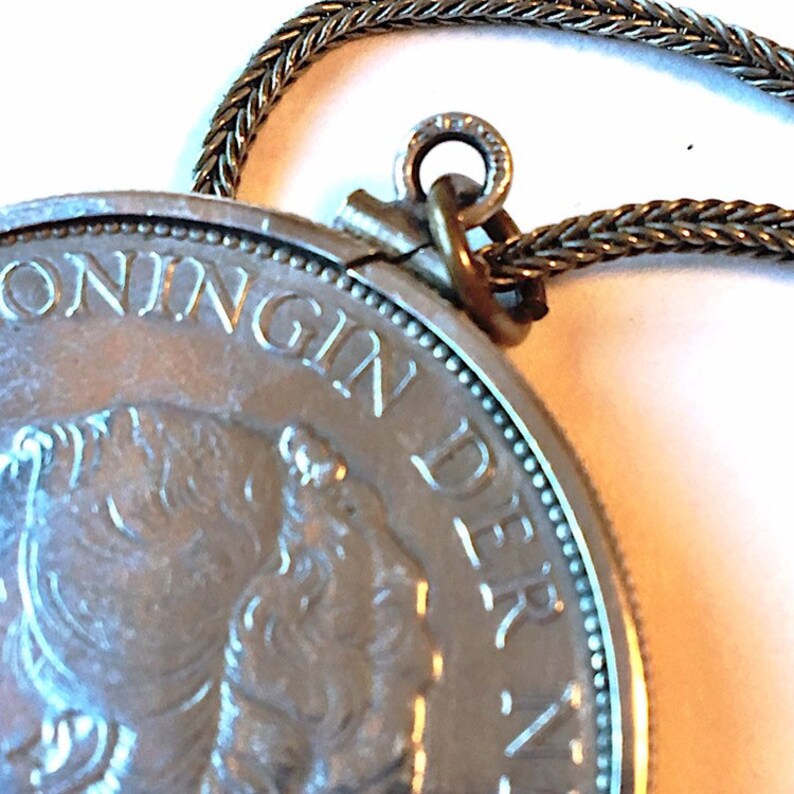 Vintage Queen Wilhelmina Netherlands Silver Coin Pendant - Etsy Vintage Queen Wilhelmina Netherlands Silver Coin Pendant - Etsy