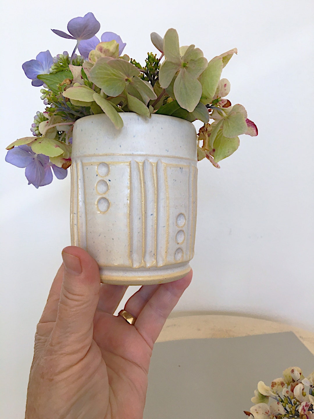 Vintage Minimalist Pottery Vase, NW Studio Pottery Artist Bev Freeberg ...