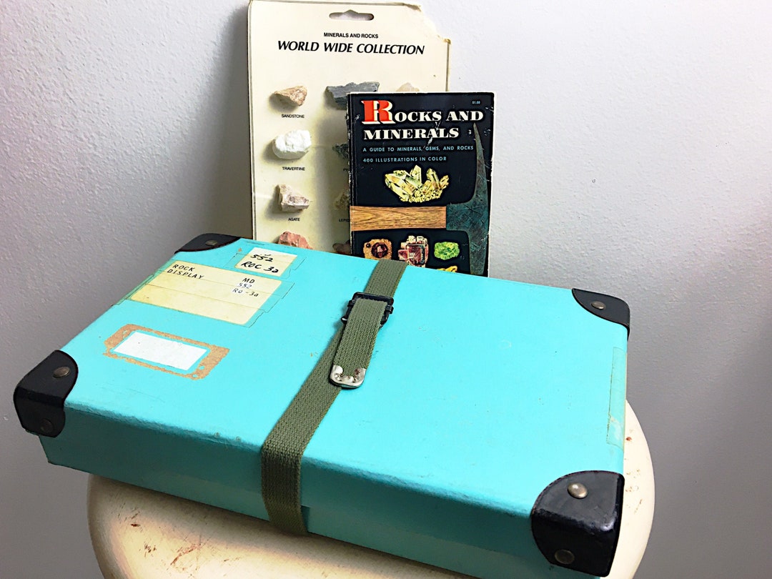 Vintage Rock Specimen Storage Box, 1957 Golden Nature Guide Rocks and ...