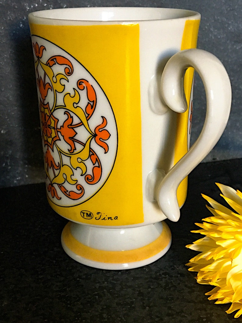 Vintage Mod Yellow Paisley Mug, 1970's Smug Mug, Artist Designed Coffee ...