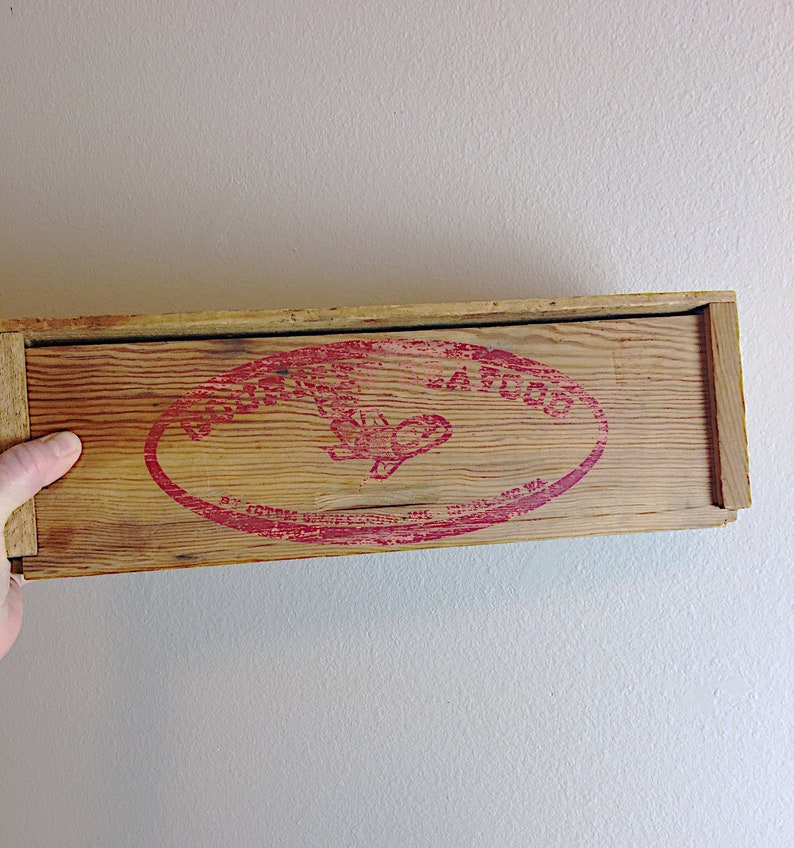 Vintage Wooden Fish Box 1970s Totem Smokehouse Salmon Box - Etsy