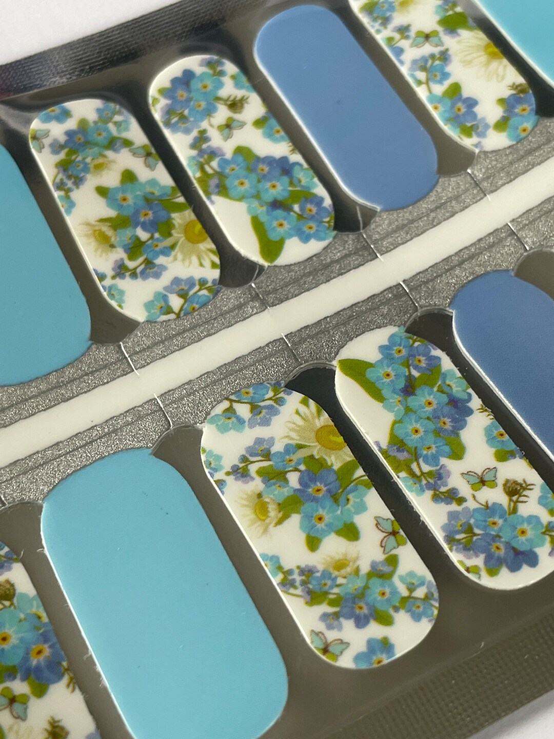 Forget Me Not Nail Wrap - Daisy - Light Blue - Dry Nail Polish - Long ...