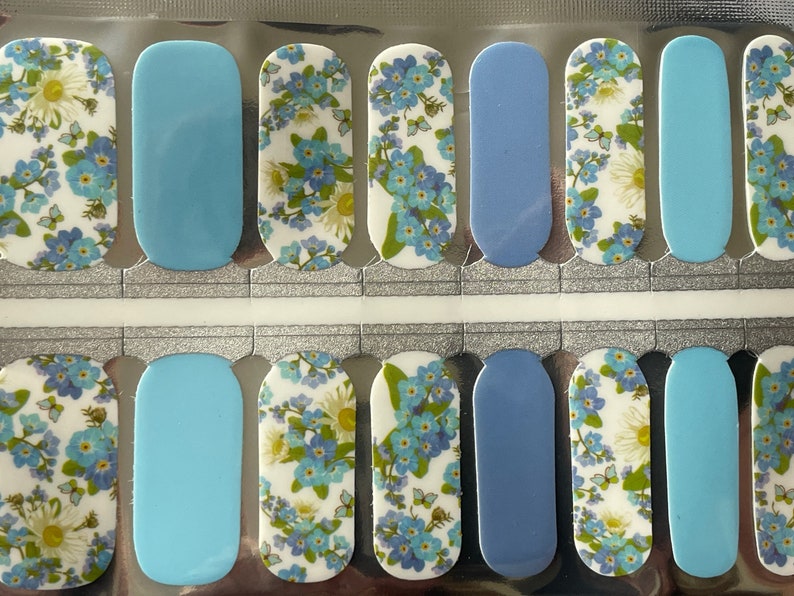 Forget Me Not Nail Wrap - Daisy - Light Blue - Dry Nail Polish - Long ...
