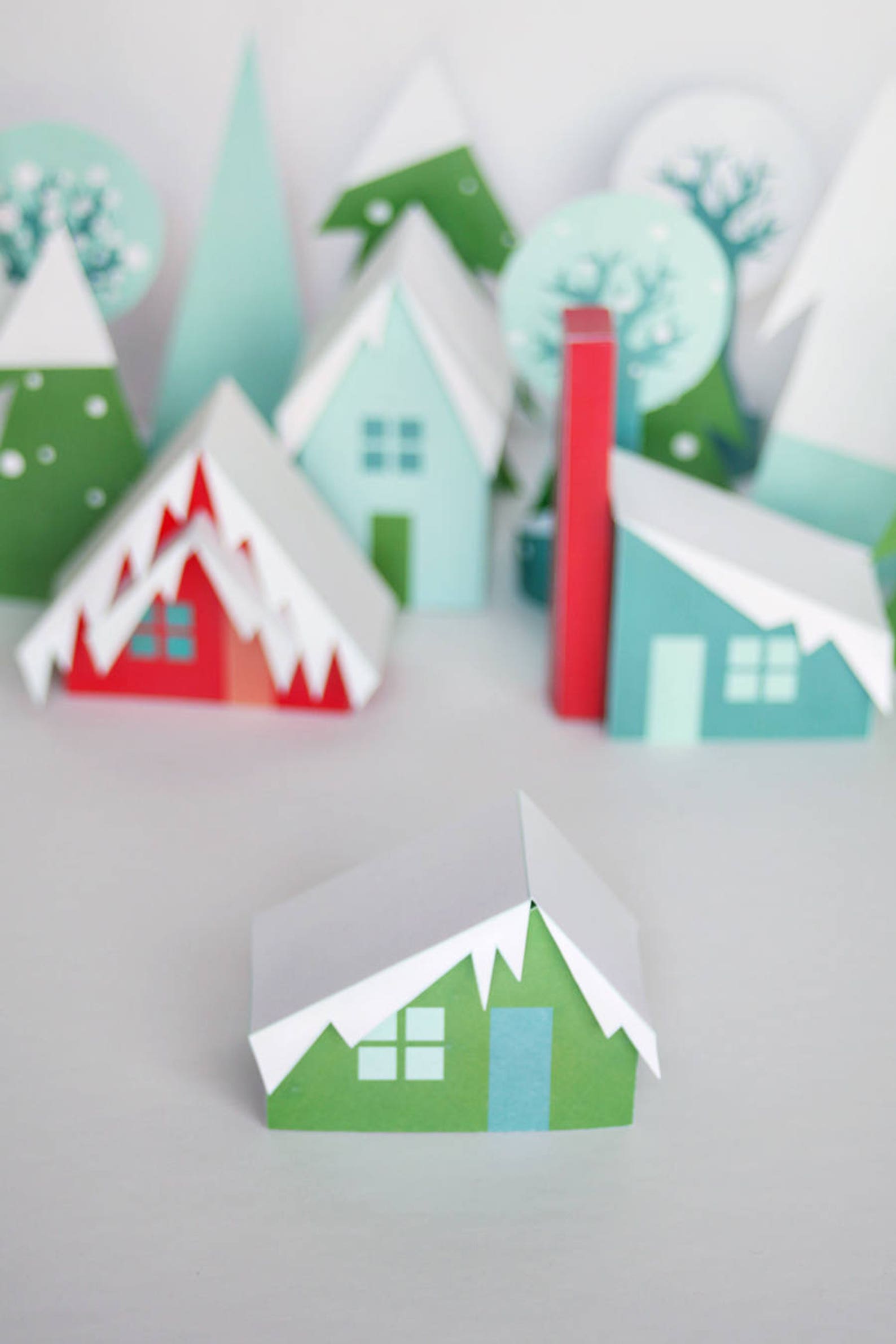 3D Printable Holiday Houses in the Woods - Christmas Village - Paper ...
