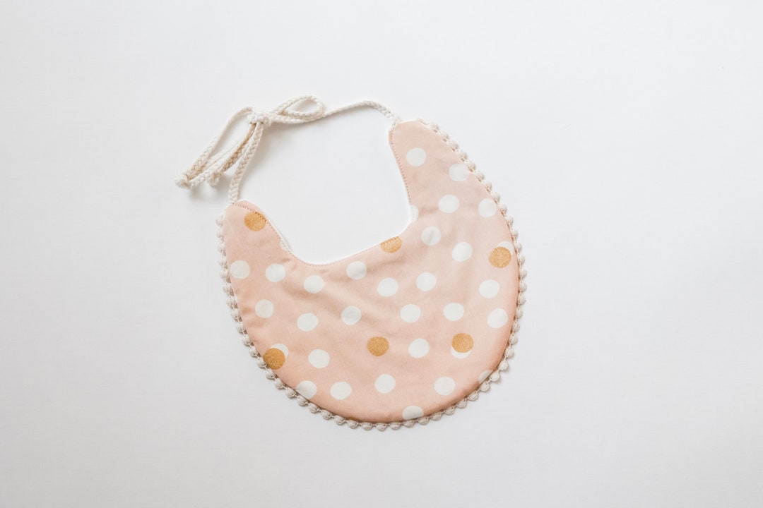 Babera Orgánica Bebé Babera Orgánica Recortada Blush Dot - Etsy España