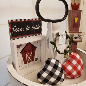 Chicken Mini Decor Set] Bundle of Chicken Decor] Wood Chicken] Mini ...