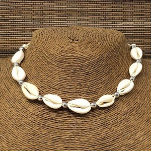 Hawaiian Shell Necklace - Natural Seashell Necklace - Sea Shell ...