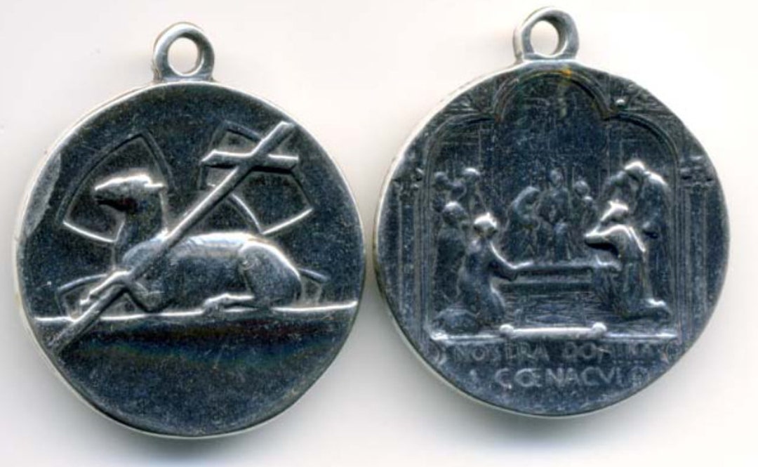 Medal - Agnus Dei - Etsy