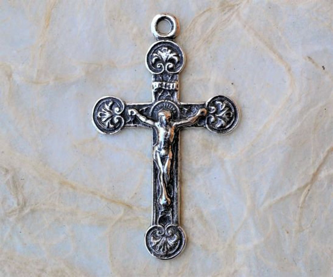 CRUCIFIX, Flower Points, Delicate - Etsy
