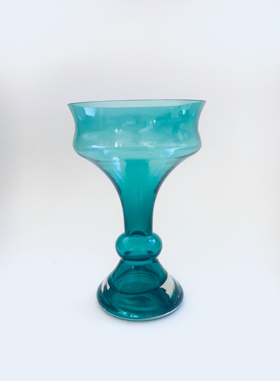 Midcentury Scandinavian Design Glass Trumpet Vase, Finland 1960's - Etsy