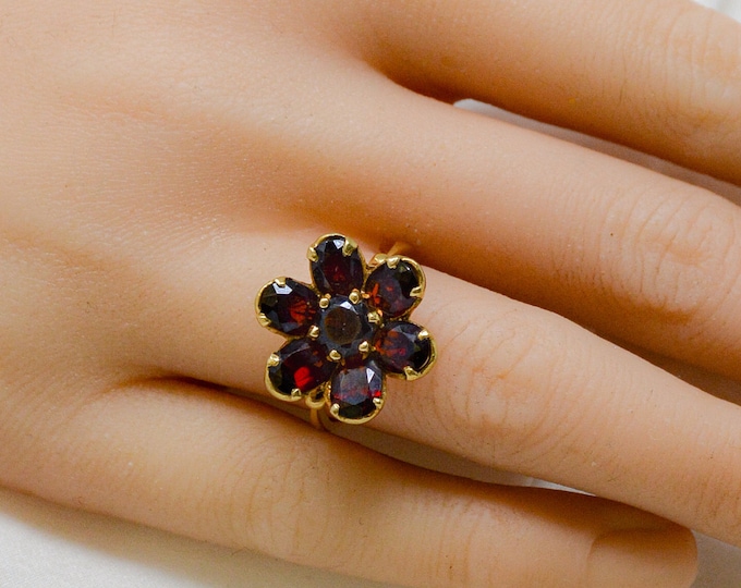 Garnet Ring, 18k Gold Oval Garnet Flower Cluster Gemstone Ring, Gift ...