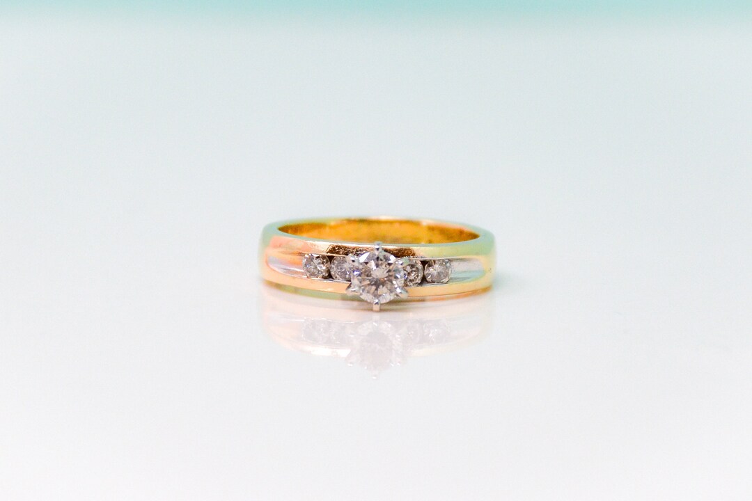 Vintage Diamond Engagement Ring in 14k Gold, Retro Jewelry From the ...
