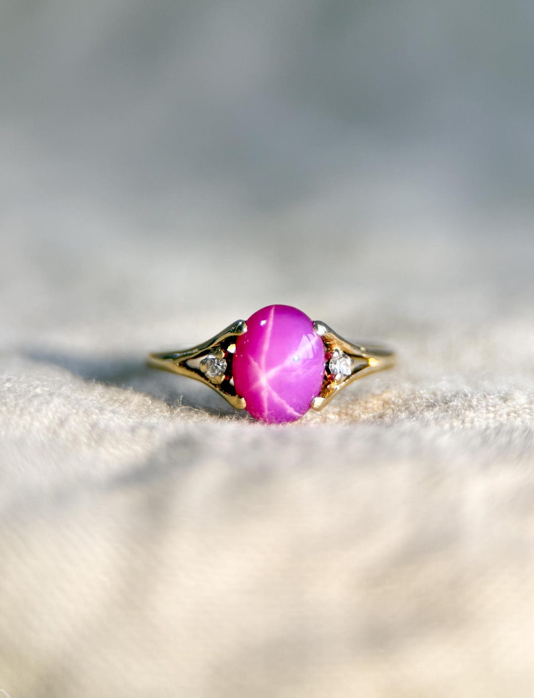 Vintage Star Ruby Gemstone Ring in 14k Gold, Vintage Jewelry From the ...