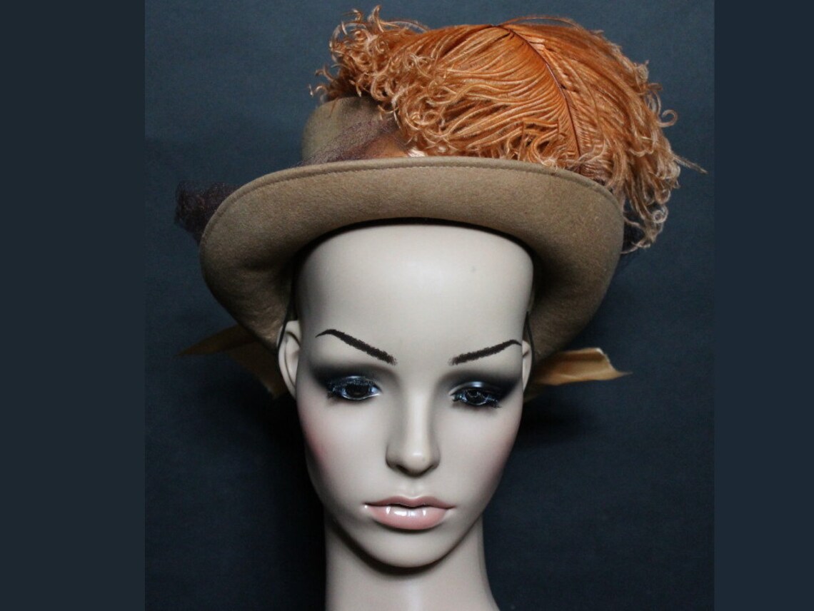 Vintage 1940s Hat Tan Feathers Wool Designer Garden Party Mad Man ...