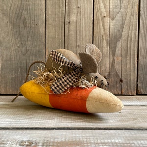 Primitive Candy Corn Mouse, Fall Decor, Halloween Decor - Etsy