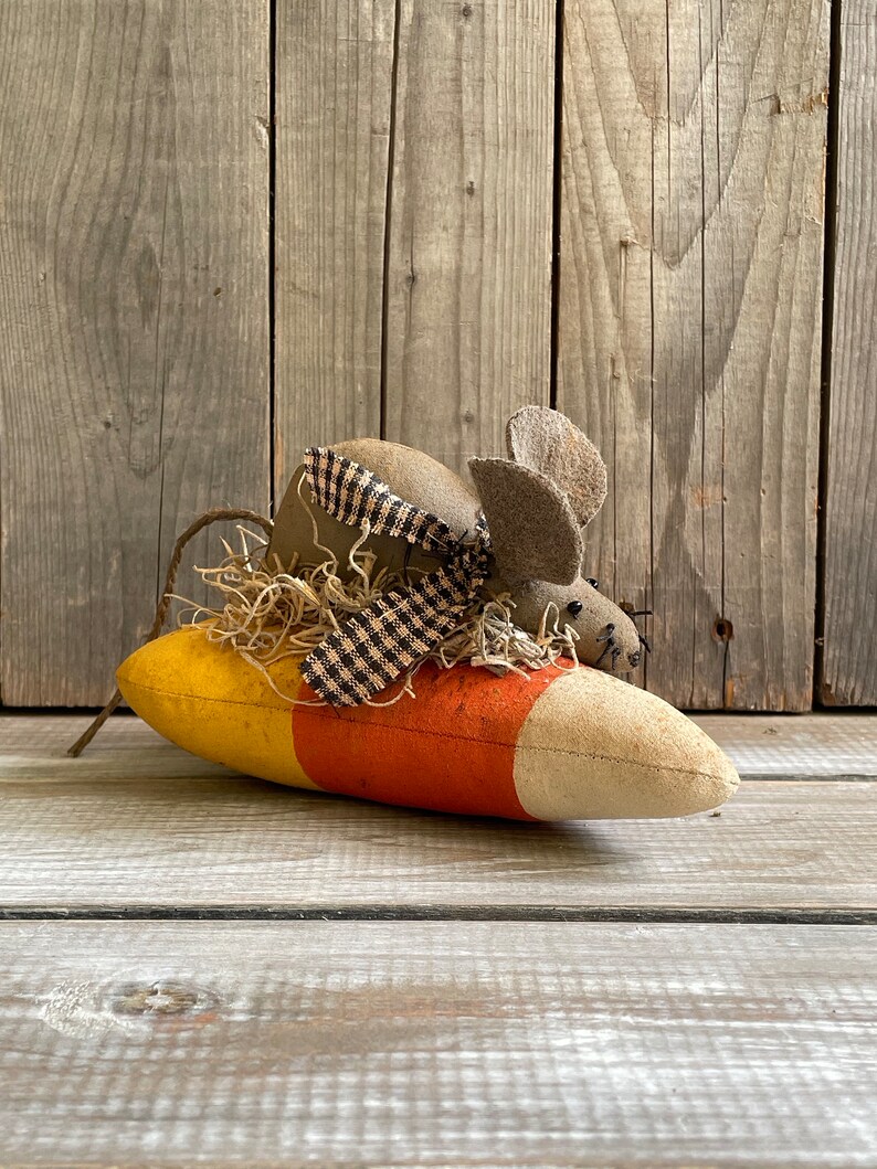 Primitive Candy Corn Mouse, Fall Decor, Halloween Decor - Etsy