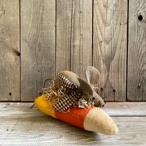 Primitive Candy Corn Mouse, Fall Decor, Halloween Decor - Etsy