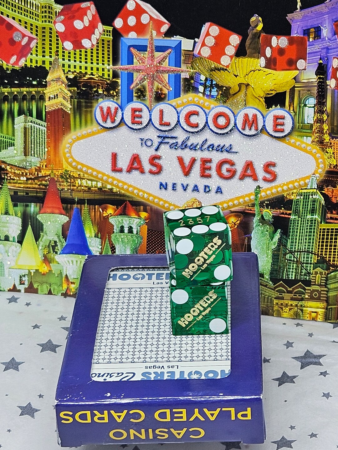 Very Rare Hooters Las Vegas Green Dice & Cards Real Crapstable Dice ...