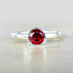 Red Garnet Ring Red Gem Engagement Ring Solitaire Ring - Etsy