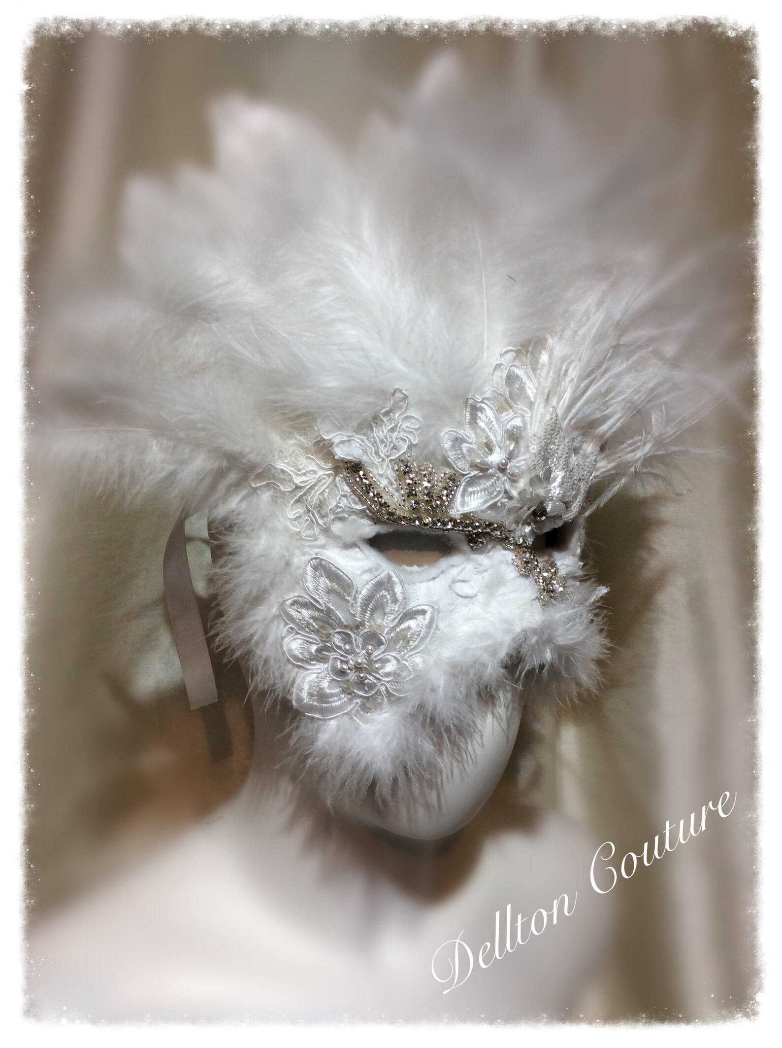 White Feather and Lace Masquerade Mask Venetian Masquerade - Etsy