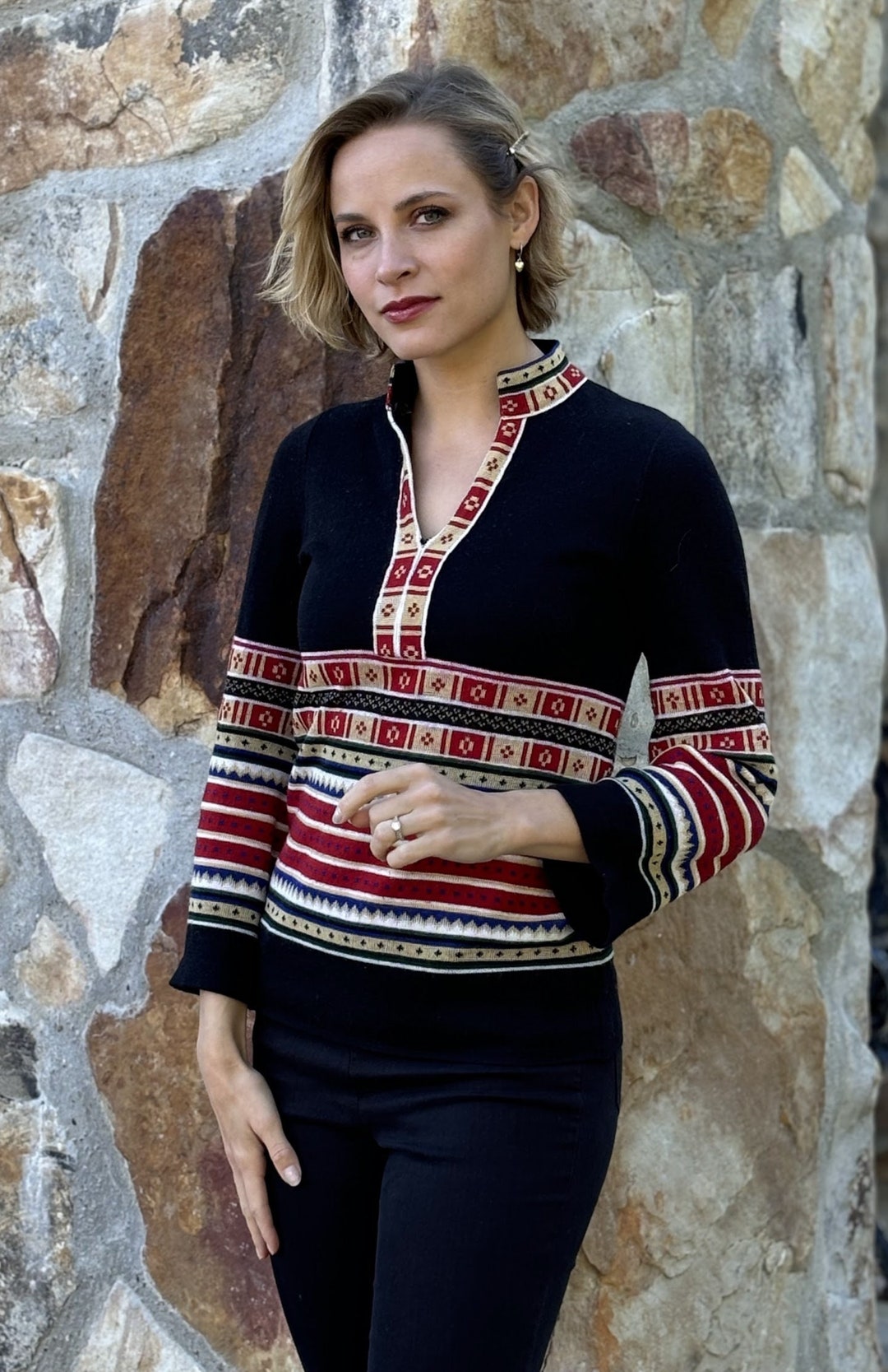 1960s 1970s Giamo Knits for Saks 5th Avenue Mod V Neck Sweater - Etsy