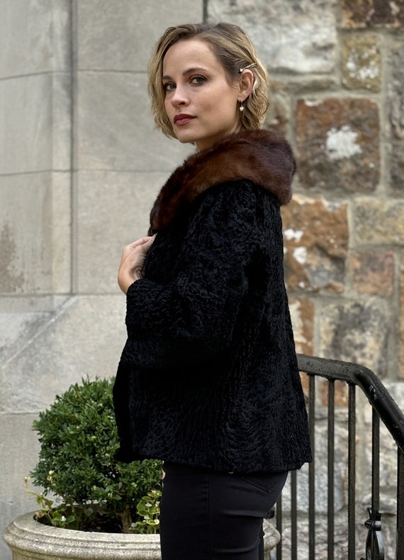 Gorgeous 1950s 1960s Broadtail Persian Lamb Fur Jacke… - Gem