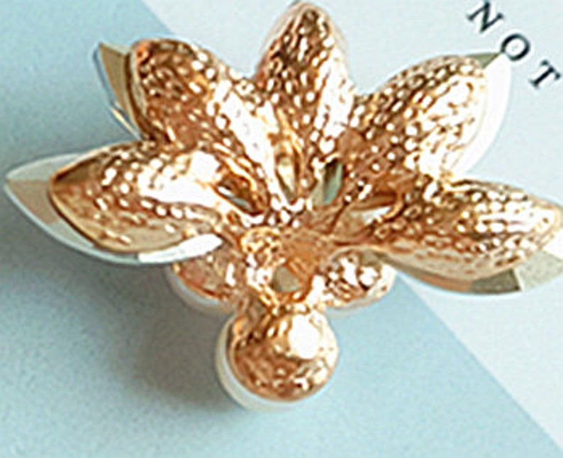 4 Flat Back Crystal Button Pearl Button Flower Button - Etsy