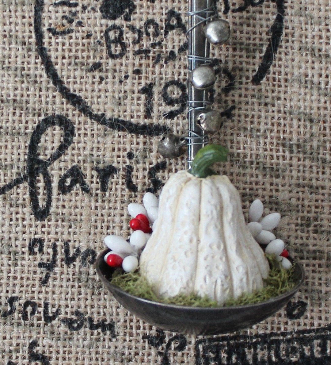 Vintage Ladle With White Gourd and Berries Holiday Decor Ornament - Etsy